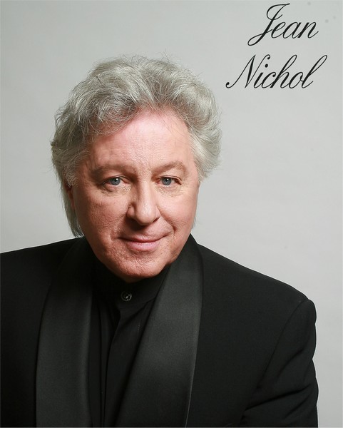 Windsor. Salon Info-Aînés 2013 : 34 exposants et Jean Nichol sur scène