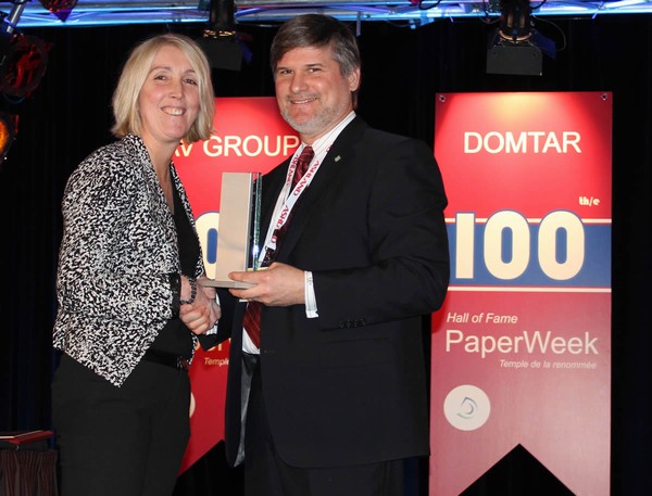 L'usine Domtar de Windsor reçoit le prix de la stratégie environnementale