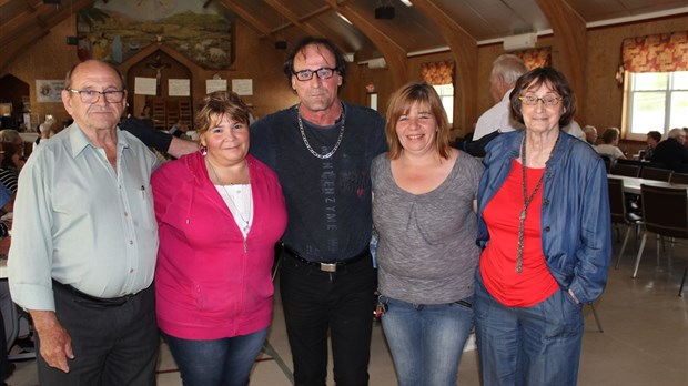 Un bel appui de plusieurs bénévoles et donateurs pour Marcel Beaudin